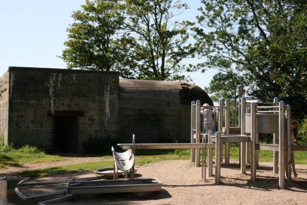 Spiel-, Lern- und Bunker-Park "Groede Podium" - Cadzand-Bad
