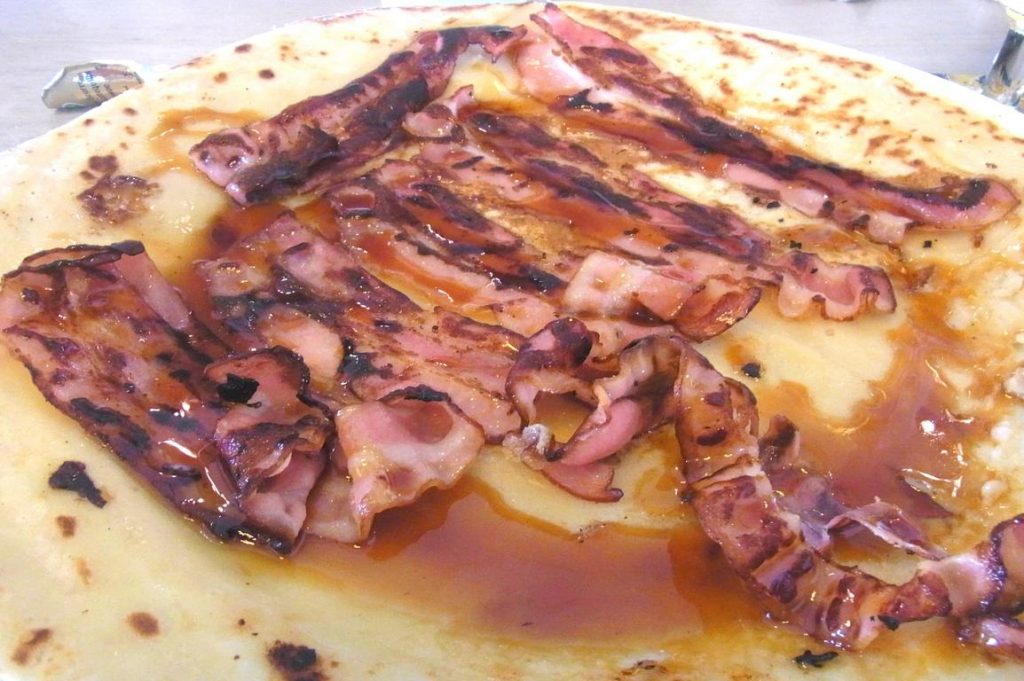 "De Zeeuwzse Boerin Keukenstroop": Süßer Sirup auf Pfannkuchen und ...